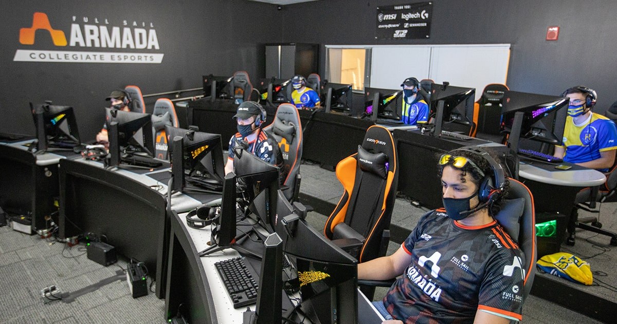 Full Sail Armada and Rollins Rampage Clash in Rocket League